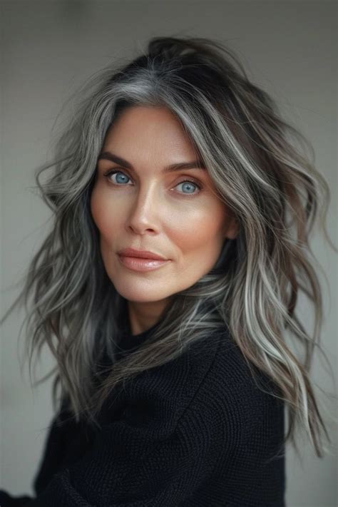 28 Stunning Gray Hair Blending Ideas You Need To Try Grijs Haar