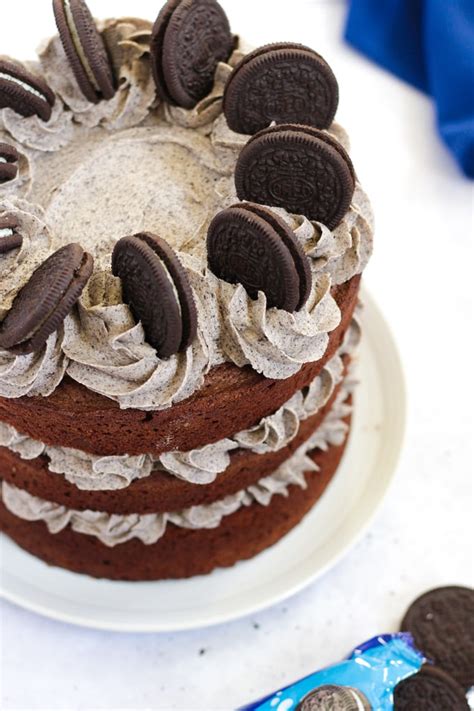 Oreo Cake An Easy Chocolate Cookies And Cream Layer Cake Recipe