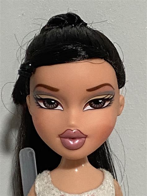 Bratz Step Out Jade Hobbies And Toys Toys And Games On Carousell