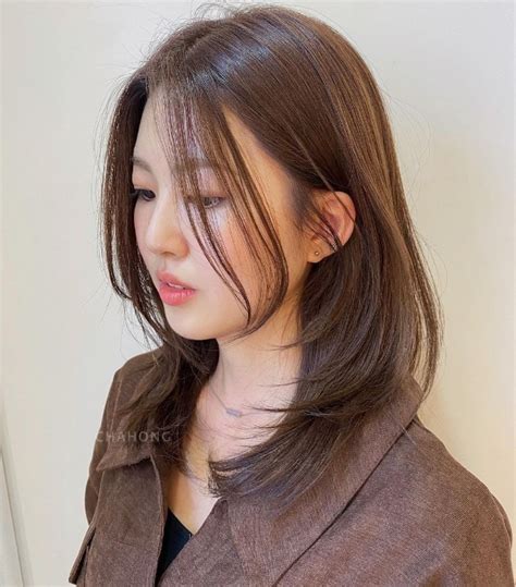 Heres A Quick Way To Solve A Tips About Side Bangs Round Face Wedding
