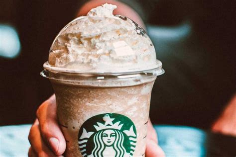 13 Starbucks Frozen Coffee Drinks To Order On A Hot Day Coffeenatics