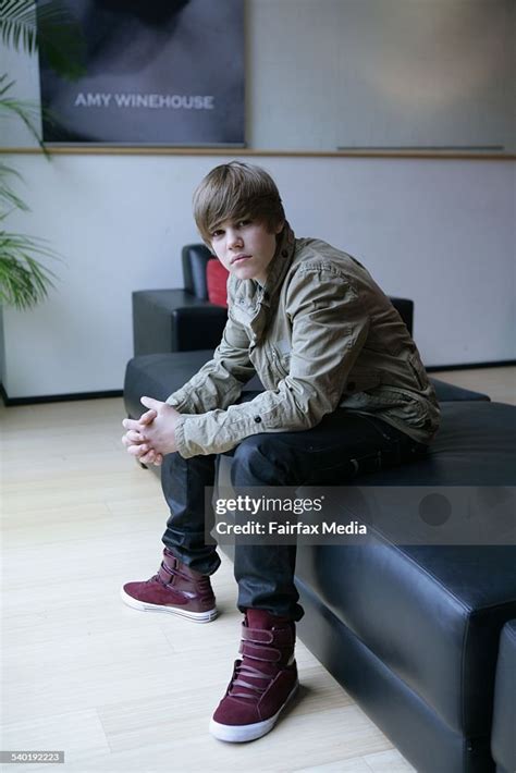 Teen Singing Phenomenon Justin Bieber Photographed At Universal