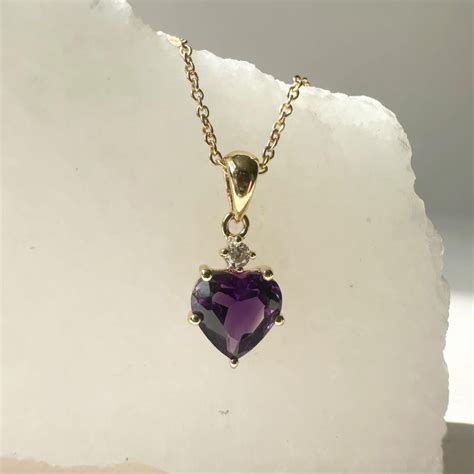 14k Solid Gold Heart Shaped Genuine 5 Prong Amethyst And Diamond