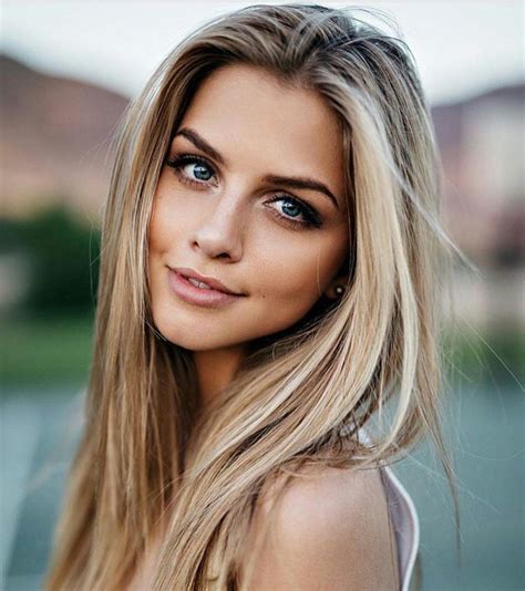 Pin by Nicole Bennett on hairstyles | Hair beauty, Brown blonde hair ...