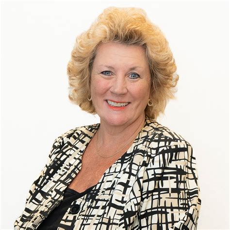 Elaine Construction Hires Freitas And Cushman Boston Real Estate Times