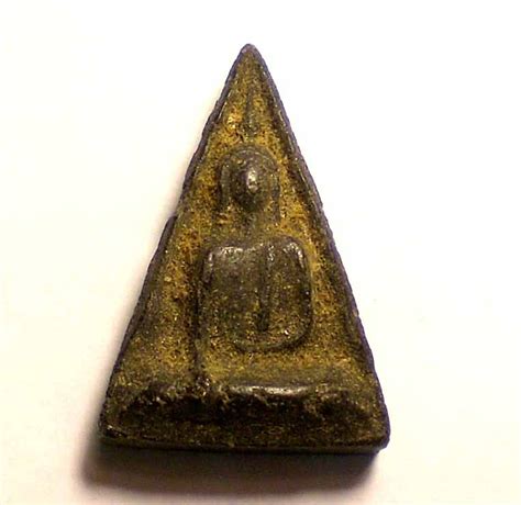 นางพญาหลวงปู่ทิม เนื้อดำ ออกวัดโพธิสัมพันธ์ รางวัลที่ 3 งานพัทยา พระเครื่อง พระแท้ Webpra เว็บ