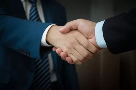 握手起源于何时，你知道吗？