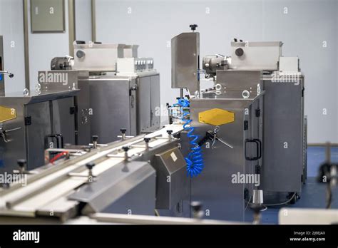 Fully Automated Assembly Line At Nicholas Packard Blog