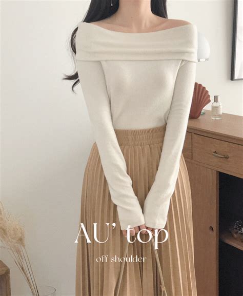 에이유 오프숄더 티셔츠