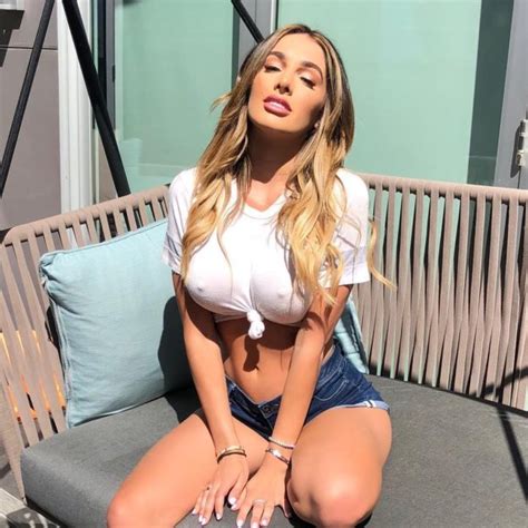 Lyna Perez Topless And Sexy Photos The Fappening