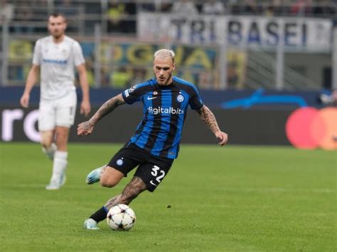 Federico Dimarco During Champions League Match Editorial Stock Photo Stock Image Shutterstock