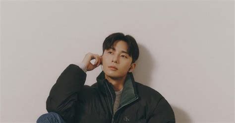 박서준 줄 이어폰 시디플레이어 레트로 감성 완벽 소화 갓벽 [스타in★]