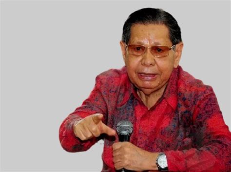 Mengenang Kembali Begawan Hukum Indonesia Hm Yahya Harahap