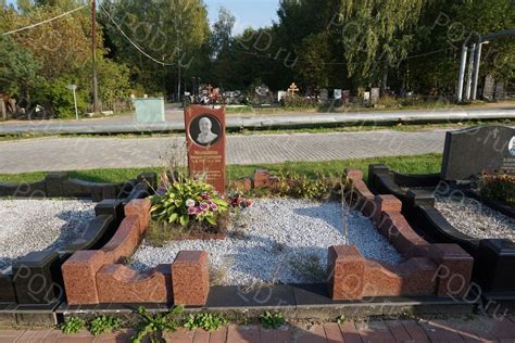 Изготовление памятников в Москве