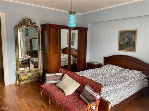 ქირავდება 4 ოთახიანი ბინა საბურთალოზე 650 31233822 Ss Ge