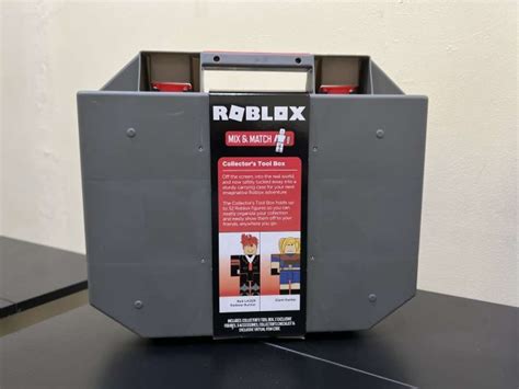 Promo Roblox Action Collection Collectors Tool Box Diskon 23 Di Seller Qairina Store