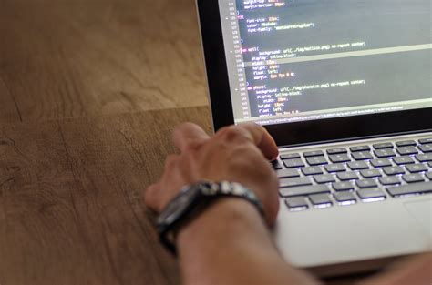 Binary Search Trees And Its Uses