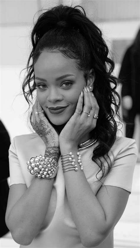 Rihanna Tumblr Black And White