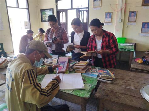 ကျိန္တလီမြို့တွင် စာဖတ်ရှိန်မြှင့်တင်ရေး Mobile Library စနစ်ဖြင့် စာအုပ်စာစောင်များ ငှားရမ်းပေးခ