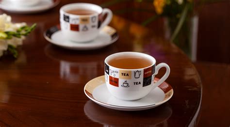 سرویس چینی 12 پارچه چای خوری کافی‌شاپ چینی زرین ایران