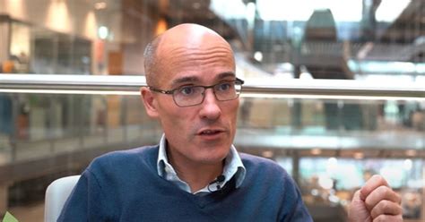 영국 암 연구소 젊은 성인 암 발병률 24 증가원인 연구 필요 통신one