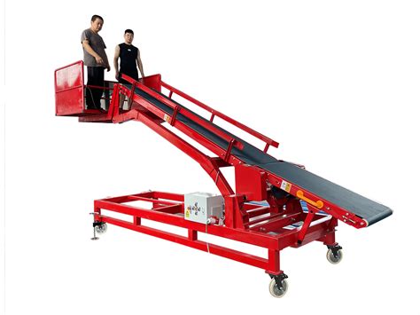 Truck Loading Unloading Conveyor With Worker Standing Platform Yifan Conveyor