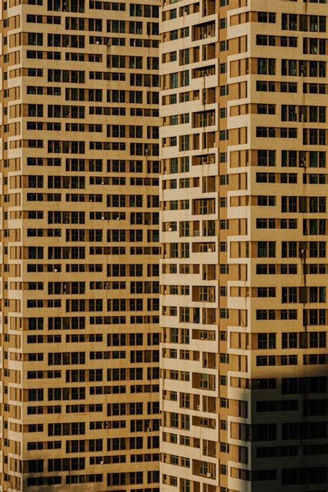 건물 외관 건물 외장 건설 건축 건축 세부 고층 건물 구조 기하학적 낮 대칭 도시 개발 도시 건물 도시 경관 도시 계획 도시 풍경 도시의 도심