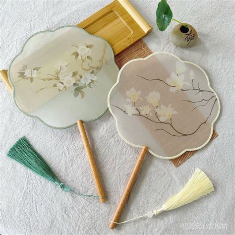 【噹天出貨】現貨 扇子古風半透明團扇舞蹈扇漢服古裝圓扇複古中國風古典舞中式扇子 蝦皮購物