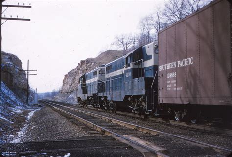 2 Original Rb Kodchrome Slides Mp Missouri Pacific Gp7s Near St Louis