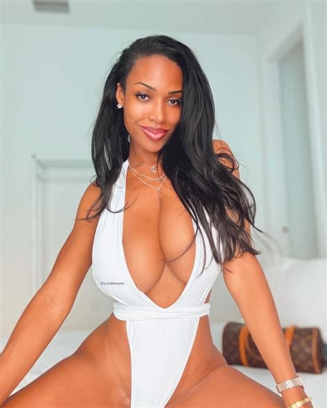 Picture Of Dulce Moon