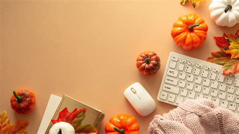 How To Decorate For Thanksgiving Christmas In America