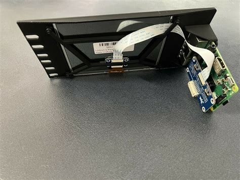 Free 3d File 583 Inch Waveshare E Ink And Raspberry Pi 3b Mount For 19 Server Rack 🔧・3d