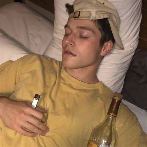 Blake On Twitter Your Drunk Frat Bro Wants To Experiment