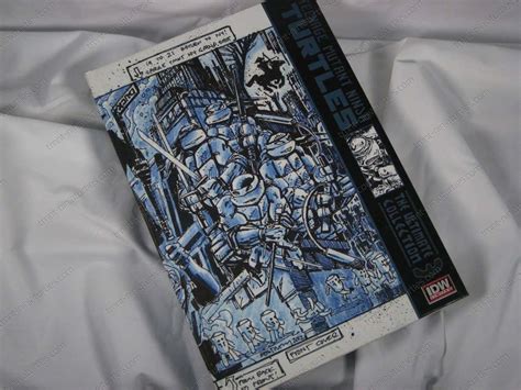 Tmnt The Ultimate Collection Hc Volume 3ltd Ed Red25 Of 32505