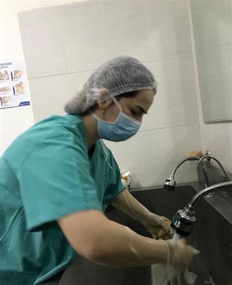 Ginekoloqaz Ginekoloqaz Added A New Photo