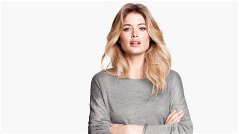 مجموعه جدید والپیپر دخترونه خاص خارجی برای بک گراند کامپیوتر و لپ تاپ