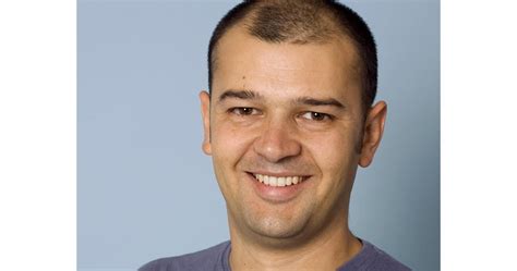 Явор Гечев фондация Четири лапи Българинът е садист за животните