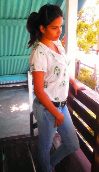 සිංහල වැල කථා කෙල්ලො හුකන ඒවා බඩු ගහන ඒවා ඔක්කම Dinithi Nisansalaගේ සෙක්ස් Photo Collection Part 1