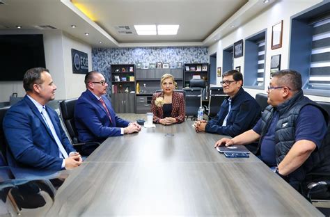 Se Deslinda Ma Elena Andrade De Narcofuncionario