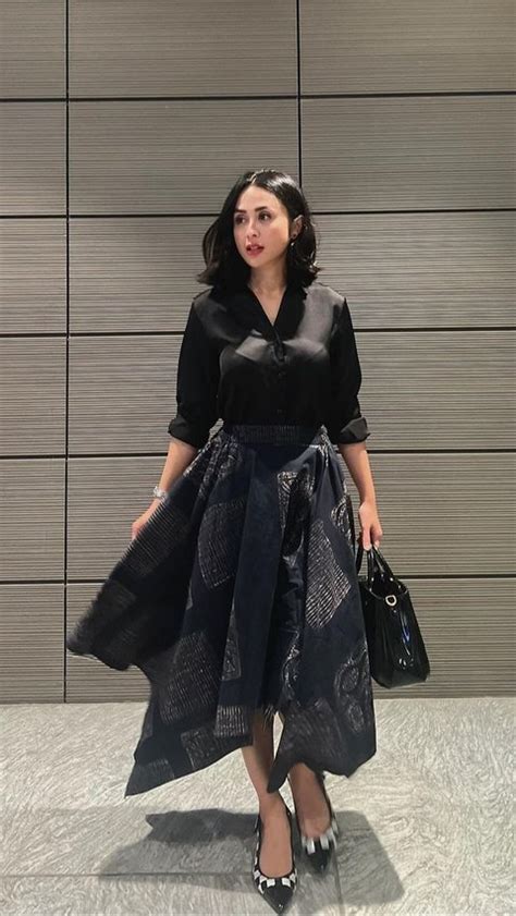 Potret Body Goals Selvi Kitty Yang Suka Bikin Salfok Baru Umumkan Kabar Perceraian