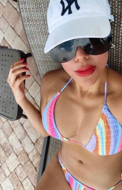 Best Hot Miajade OnlyFans Accounts FansMetrics