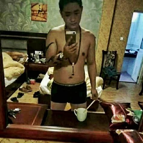 鸟儿飞了 On Twitter 刚玩推特，郫县附近的女生可私聊，具体微上谈。因为还没搞懂这软件所以只能这样了成都 Zdnhekrpmu Twitter