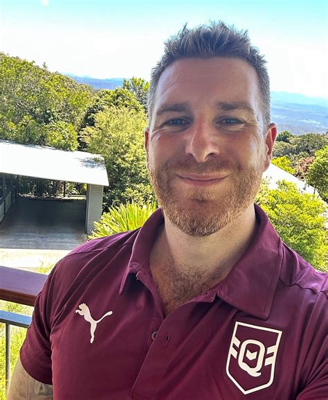 Qlder Unitedinmaroon Tom Mitchell 17 Comments