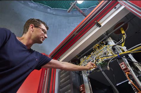 Batteries Wind Turbines And Data Centers News About Energy Storage