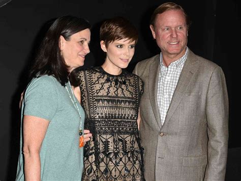 All About Kate And Rooney Mara S Parents Chris Mara And Kathleen Rooney