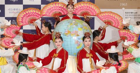리틀엔젤스예술단 창단 60주년 기념공연 천사들의 비상