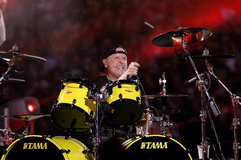 Lars Ulrich Explains Why Metallicas M72 Stage Is Donut Shaped