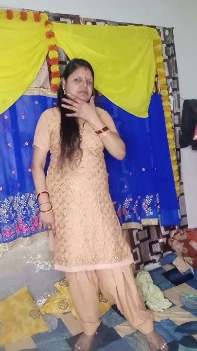 Chhamk Chhalo Chhail Chbili ️😇 Bollywood Bollywoodsongs Song Youtube