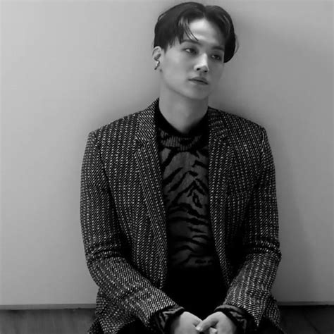 Viih M Adlı Kullanıcının Jaebeom Panosundaki Pin