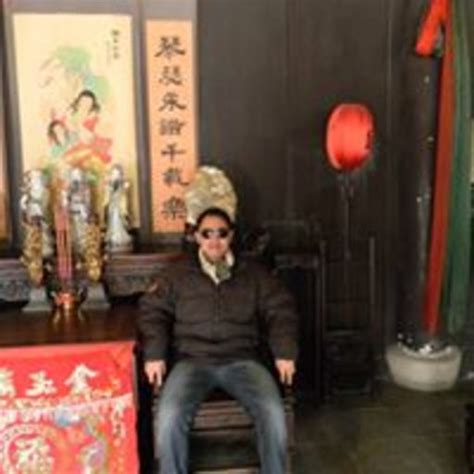 Lijie Zhou Assistant Professor Ph D Shenzhen University College Of Chemistry And